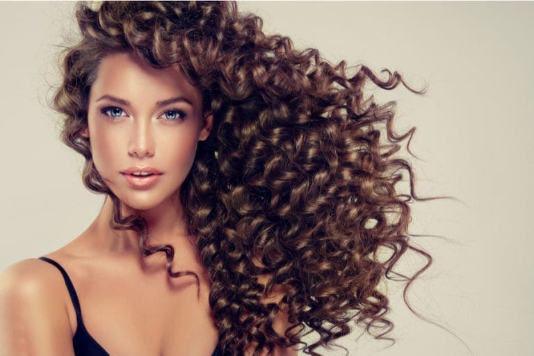 6 Tips for the Long, Luxurious Hair of Your Dreams - Rethink Beautiful